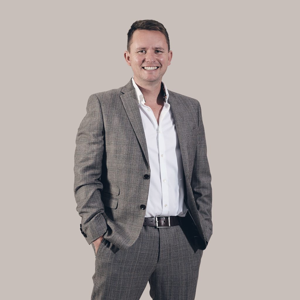 Prior Pursglove | James Dale